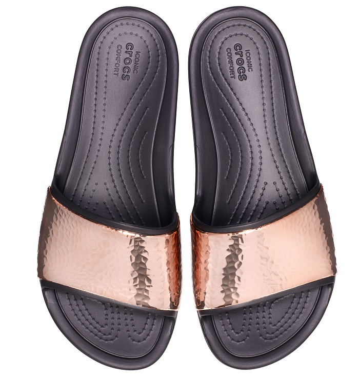 Crocs Sloane Hammered Met Slide - Superjeans.cz